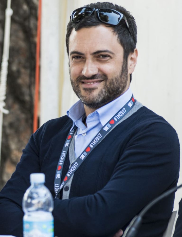 È in edicola il Libro di Massimo Bonelli "La musica attuale ...